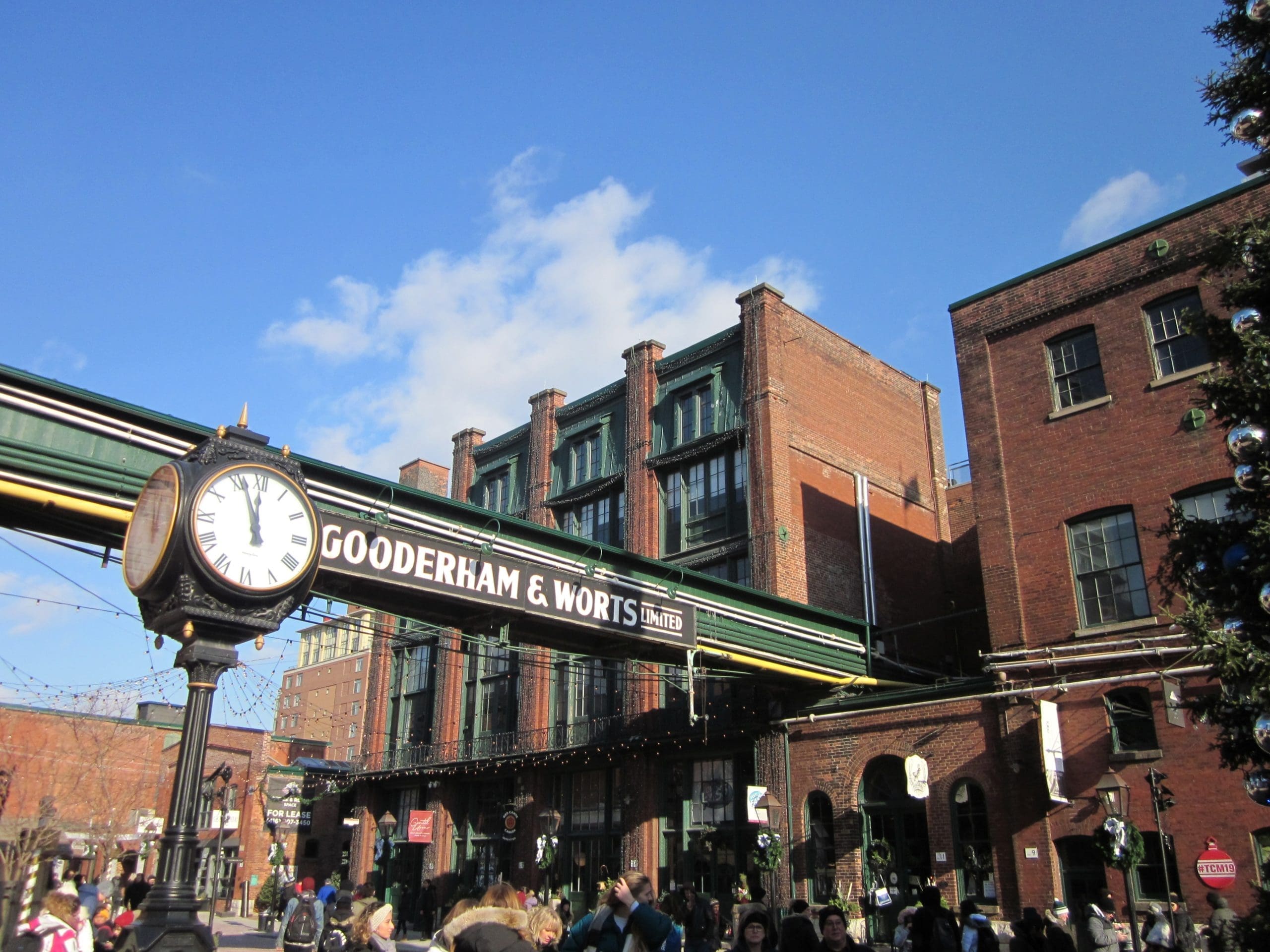 Toronto Neighbourhood Guide: Distillery District